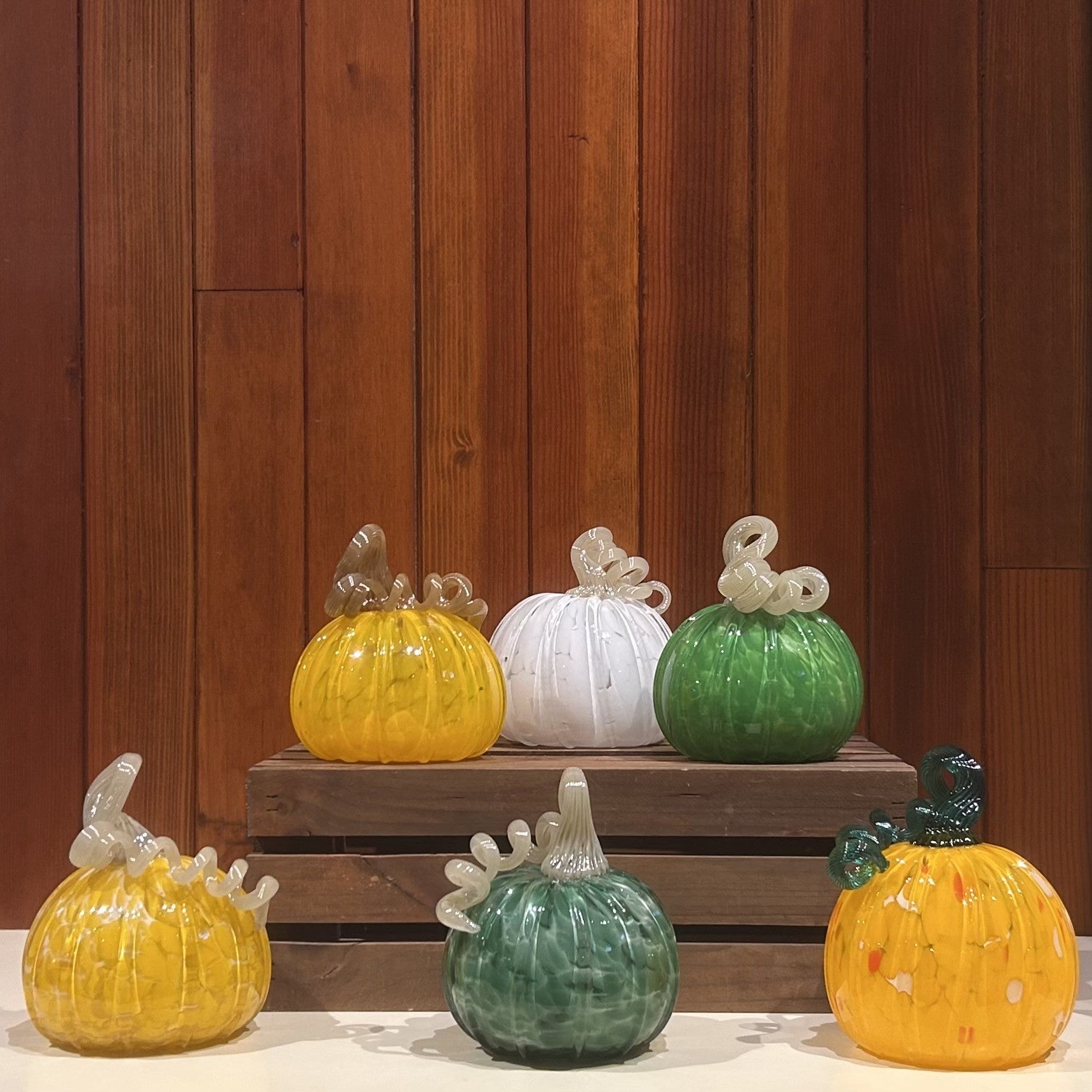 Glass Pumpkin Lg – Hildene, The Lincoln Family Home